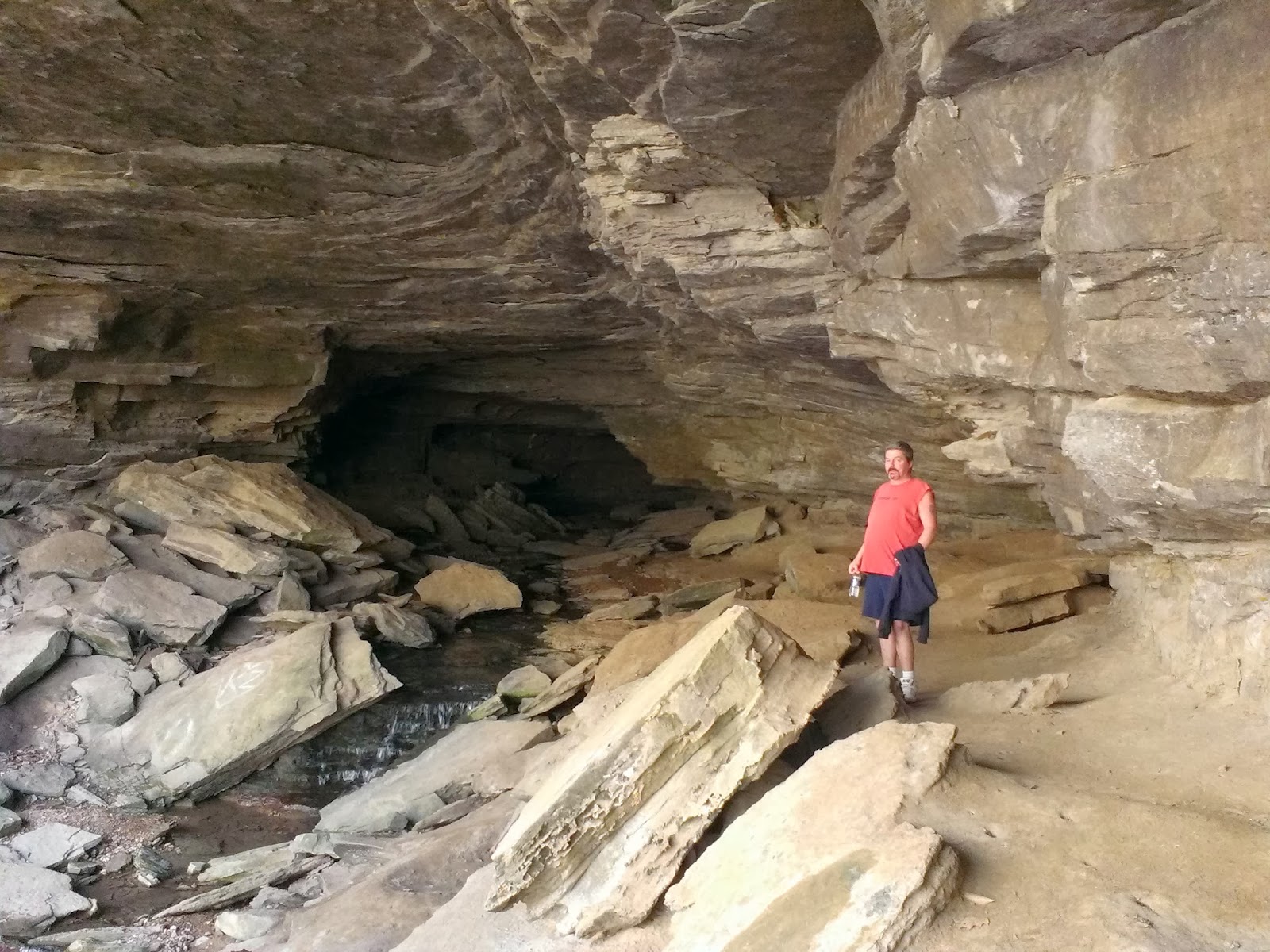 TRAVELING on a BUDGET : Bunkum Cave Loop Trail