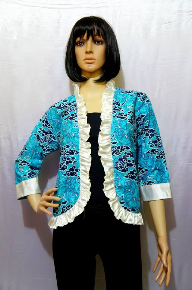 30+ Cardigan Batik Modern Terbaru yang Modis | Model Baju Batik Kantor