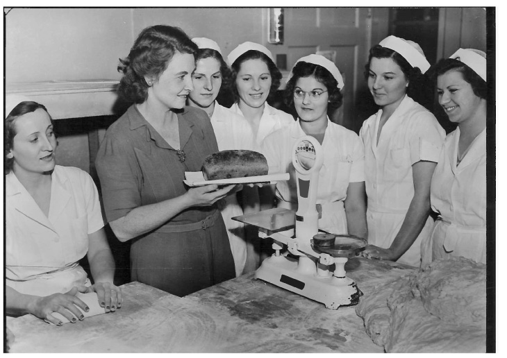 MOMMY BLOG EXPERT: Pepperidge Farm Celebrates 75th Anniversary With ...