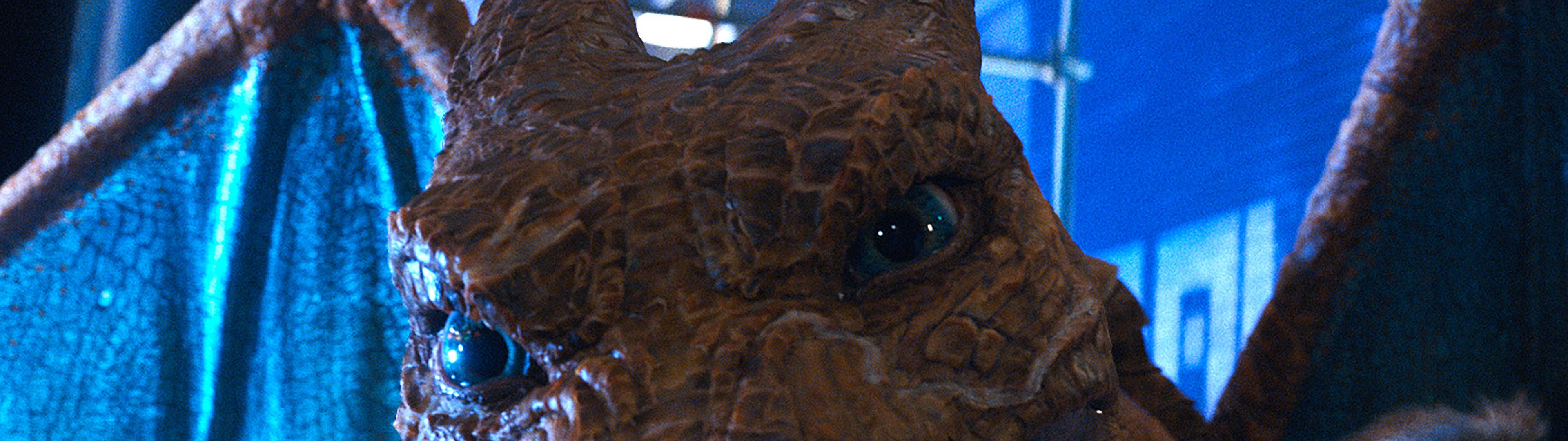 Charizard, Pokemon: Detective Pikachu, 4K, #1 Wallpaper iPhone Phone