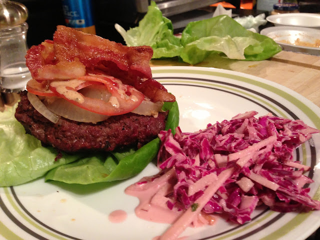 Food for the Tortured Fat Cow Soul: Recipe: Ultimate Paleo Whopper