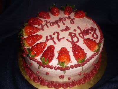 Craving Cakes with Noni: Happy 42nd Birthday to En. Anuar from the wife ...