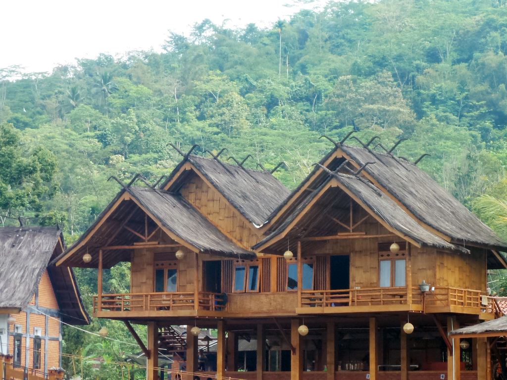 Lemona Cake Bakery & Resto