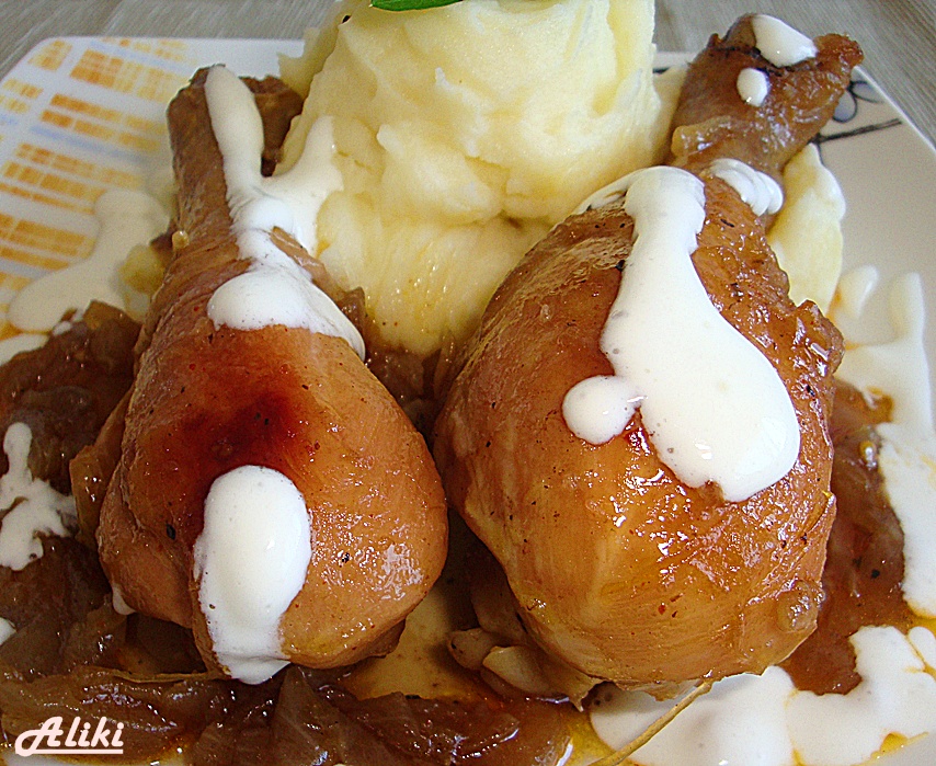 Mamina jela: Pileći bataci u finom saftu