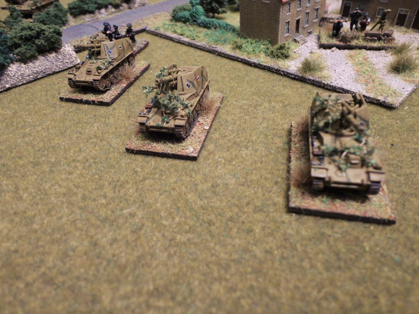 10/ 12mm WW2 and 6mm Napoleonic gaming: Wespe battery