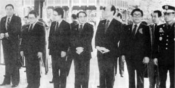 Hla Oo's Blog: Martyrs' Mausoleum Bombing Video (Rangoon - 1983)