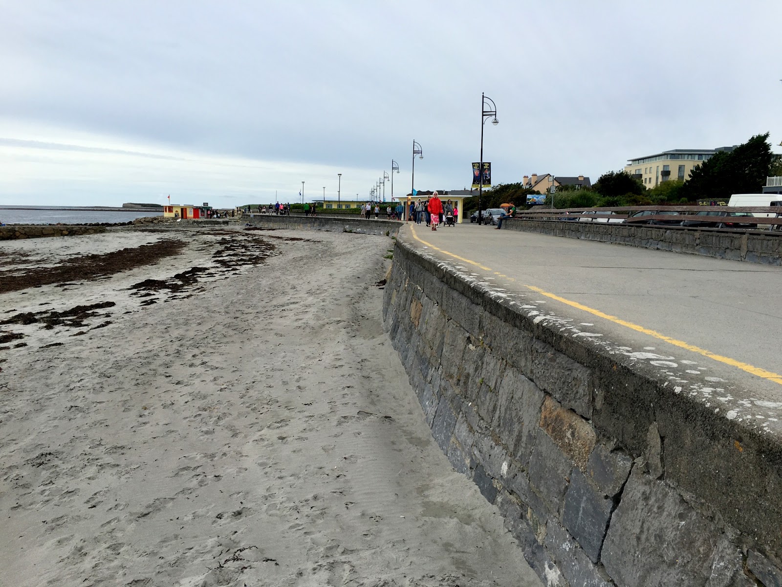 Gravel Beach: Salthill Prom
