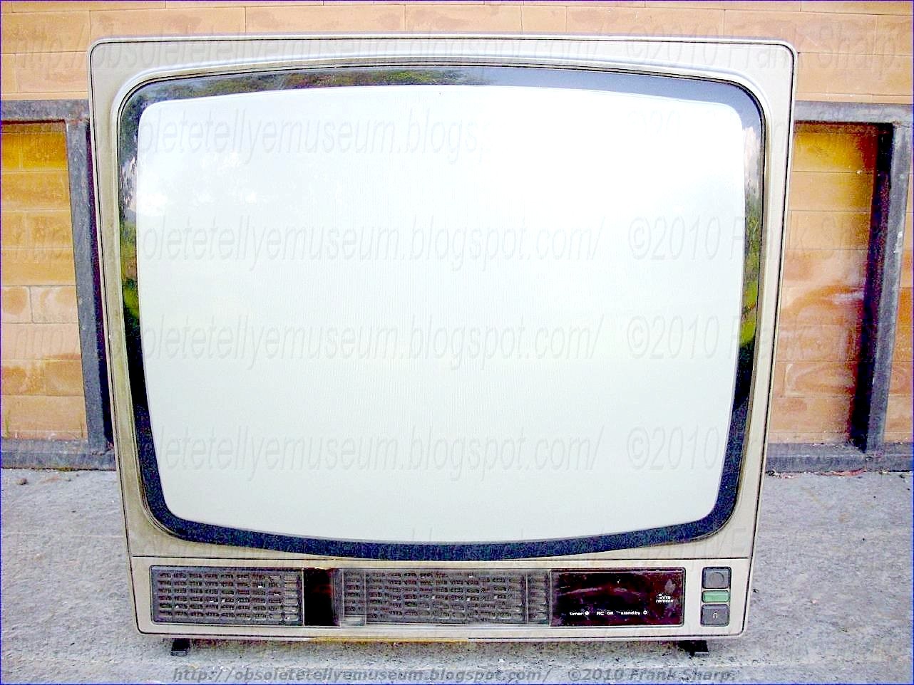 Obsolete Technology Tellye !: PHILIPS 26C964 PICASSO (PHILIPS K12I ...