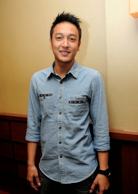 Biodata Lengkap Dimas Anggara Terkini | Blogger Udik