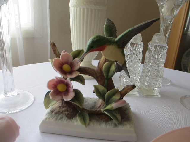 Table for One: Hummingbird Table