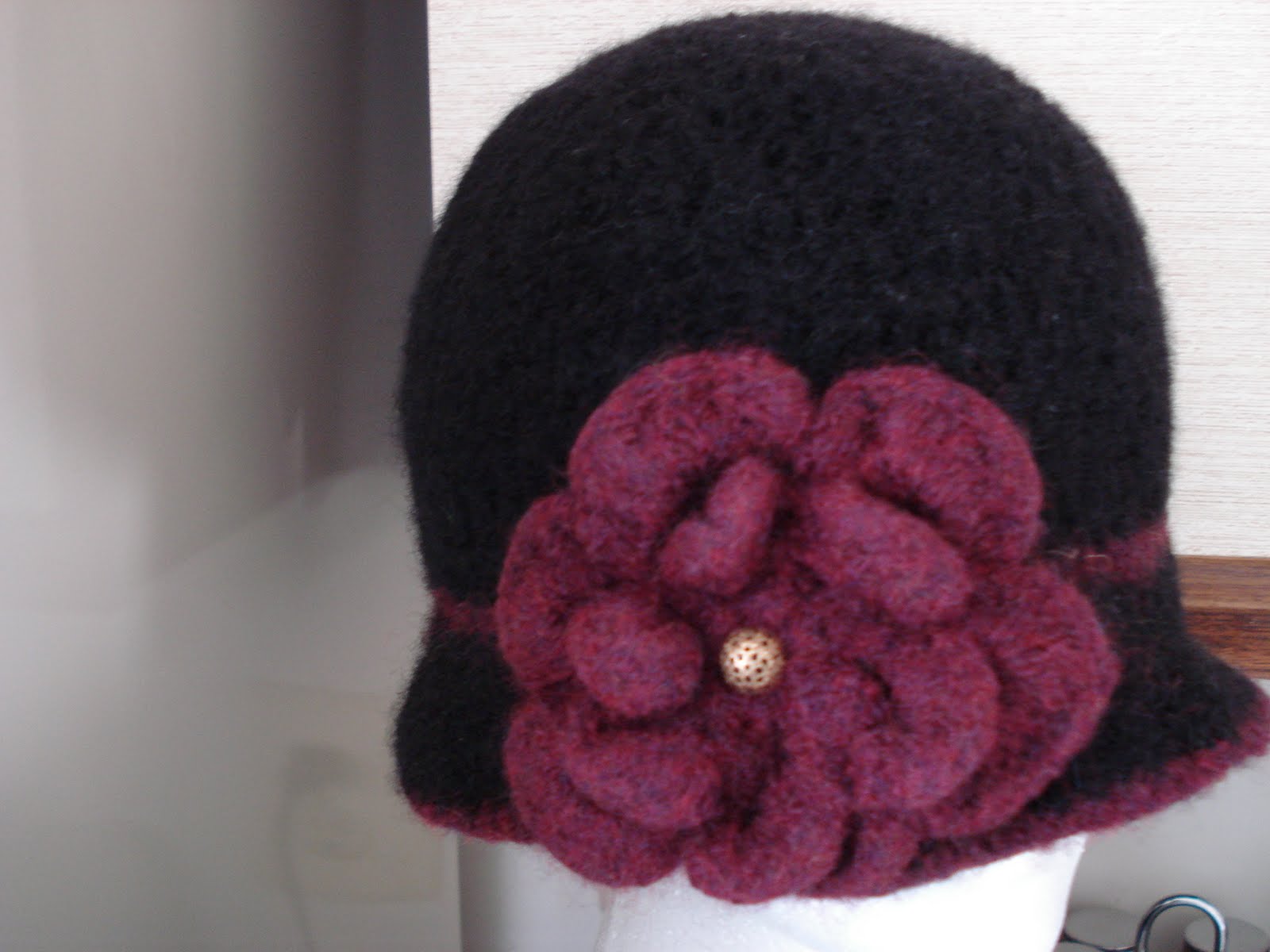 Scarvelous - Cool Hats for Hot Heads!