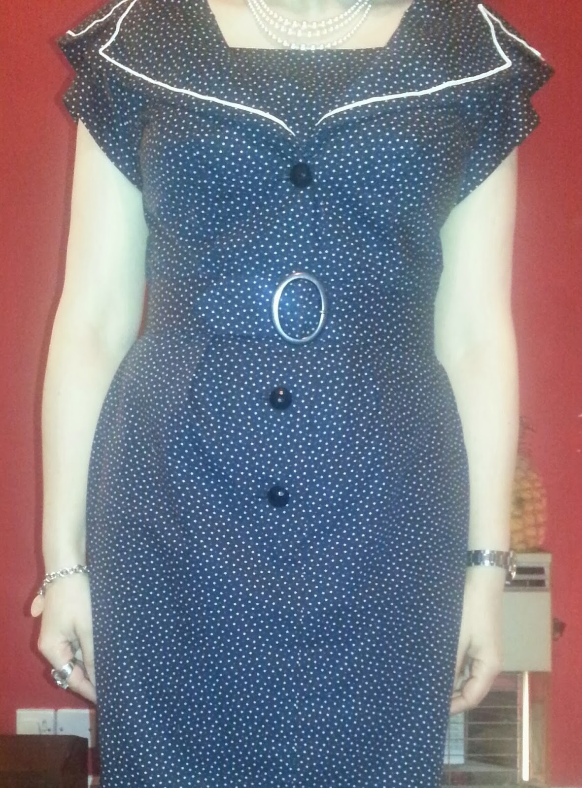 Nicole Needles: Minerva Bloggers Network - Retro Butterick 5747