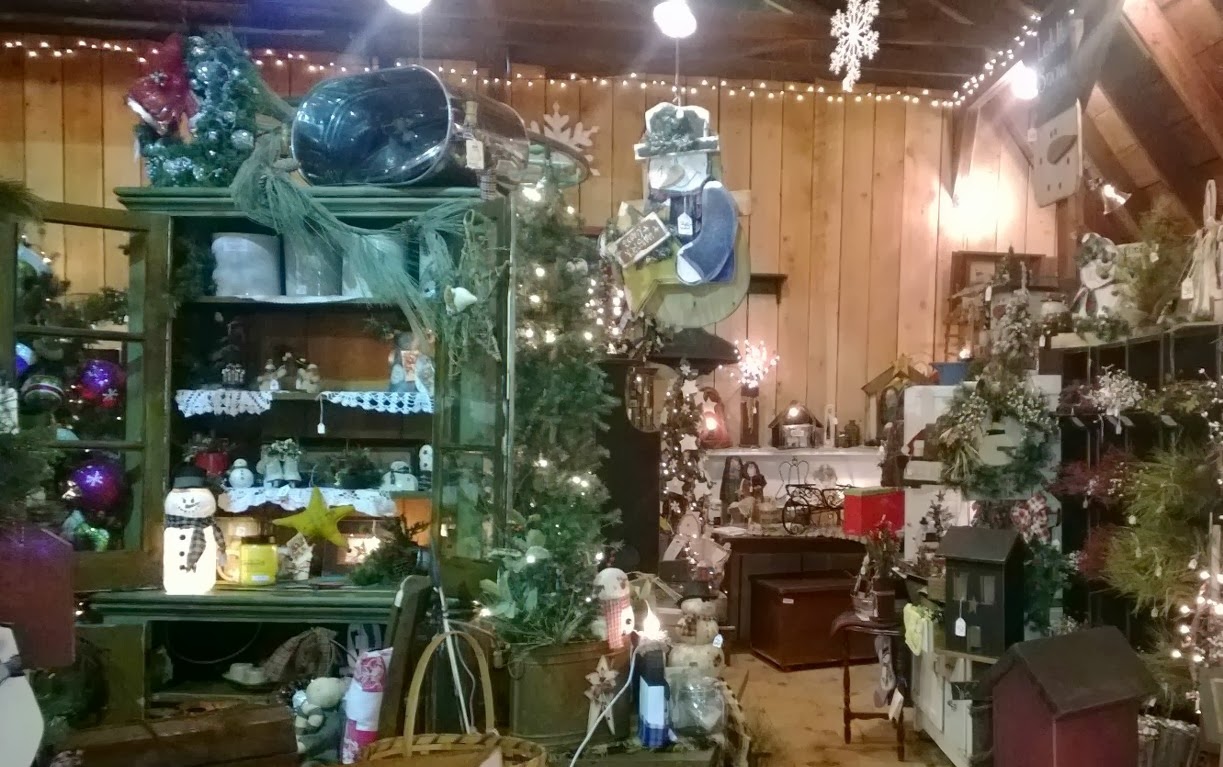 Tymes Past : It's Christmas in The Barn!