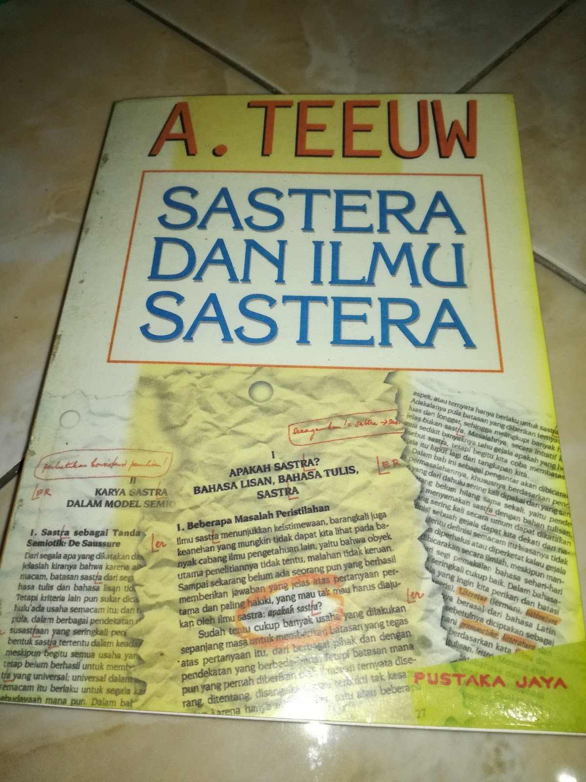 Buku Sastera dan Ilmu Sastera karya Prof. Dr. A. Teeuw Pustaka Jaya ...