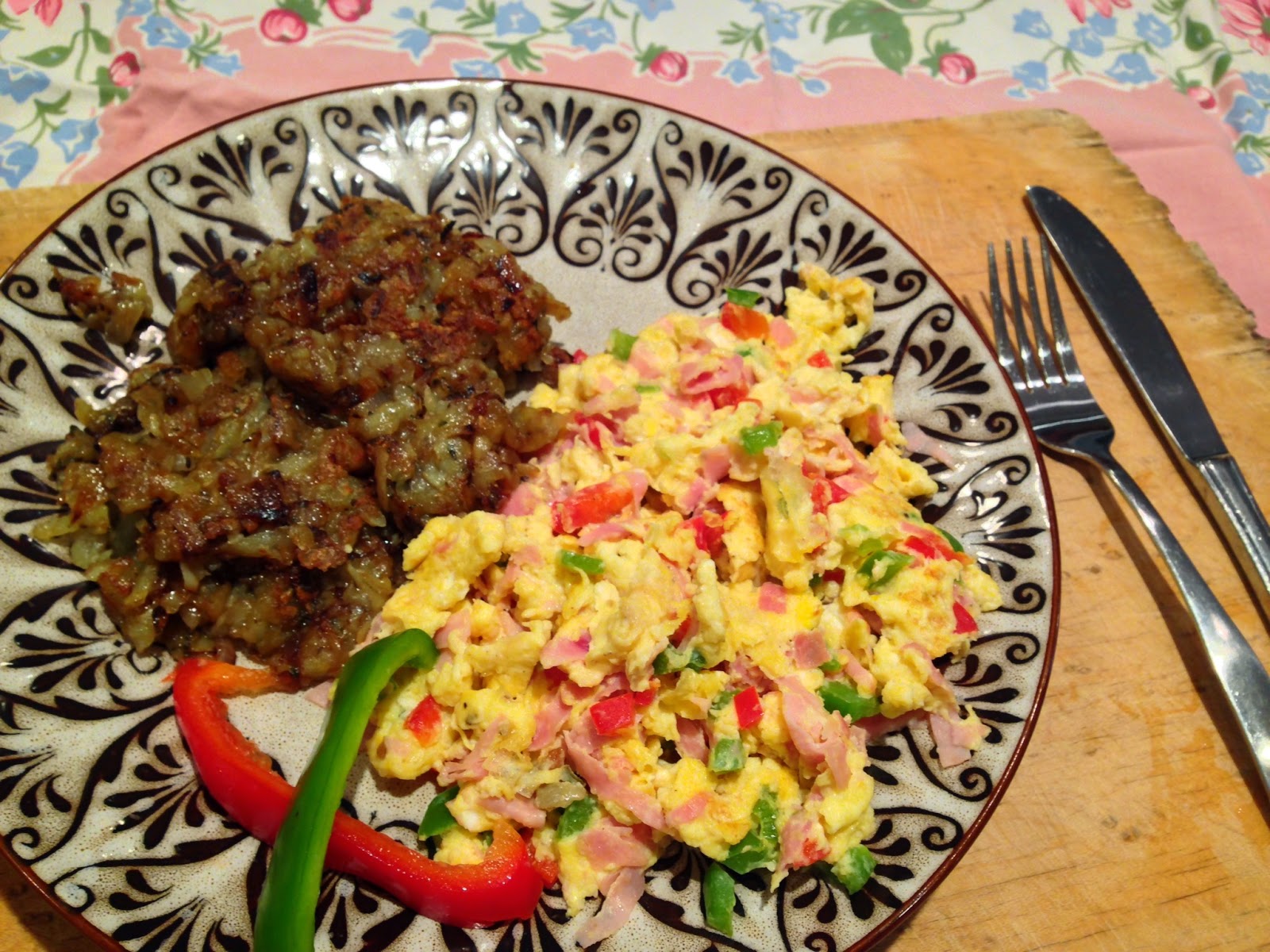 Health & Lifestyle Management : Western Scramble With Hash Browns