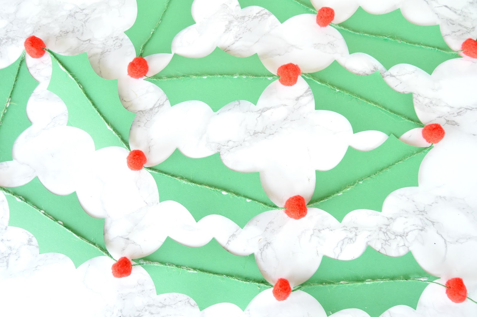 Vikalpah: DIY Holly Garland