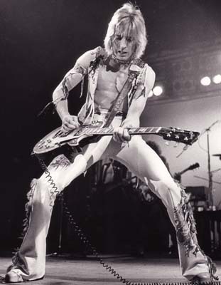 Zona Rock Dan Metal : MICK RONSON