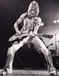Zona Rock Dan Metal : MICK RONSON