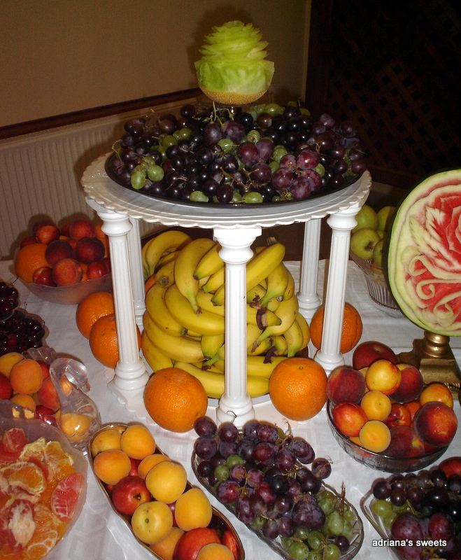 Adriana retete culinare: aranjamente fructe, decor fructe, masa fructe ...