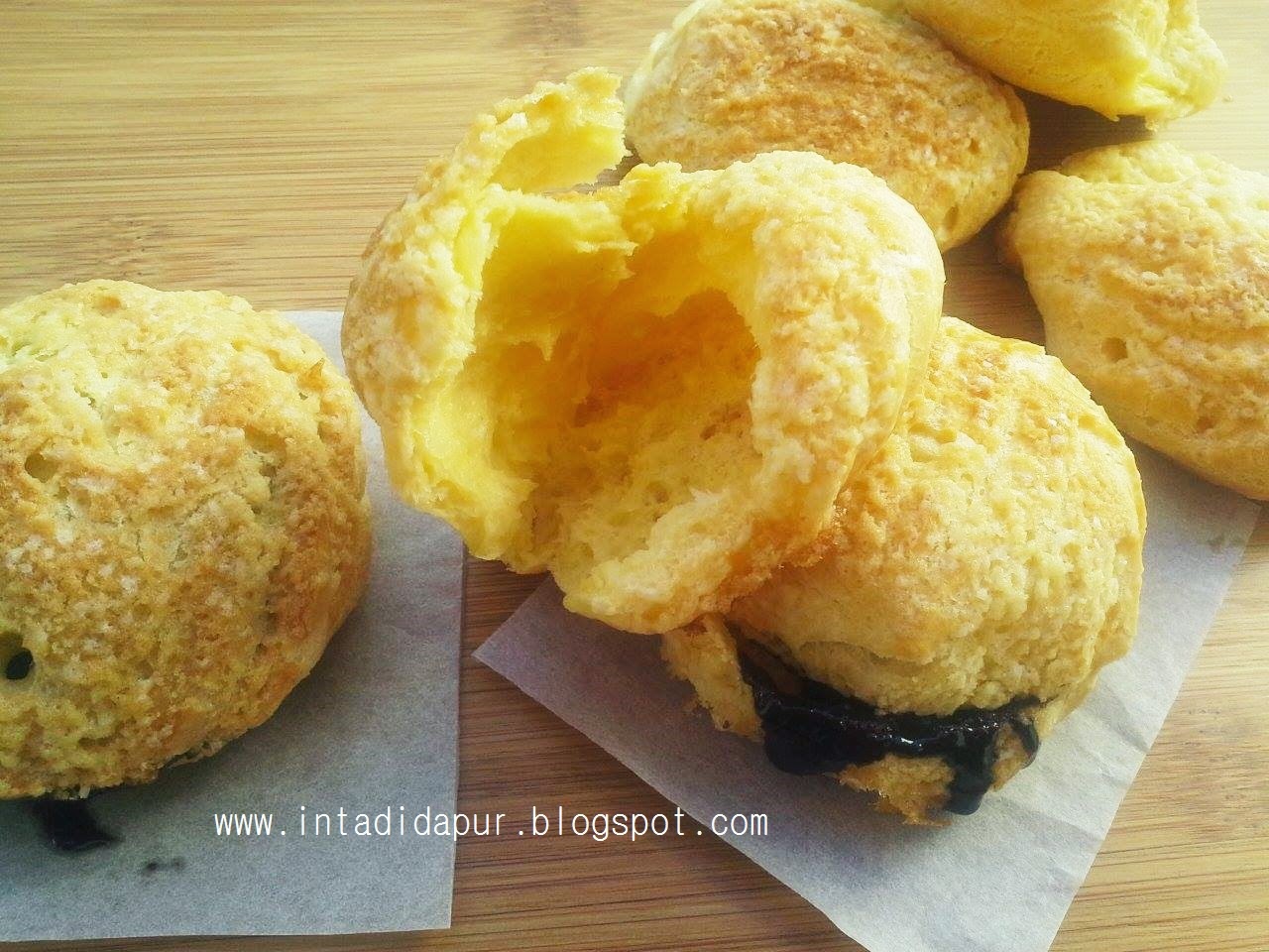 Having fun in the kitchen: Japanese Choux Pastry (Kue Soes Jepang)