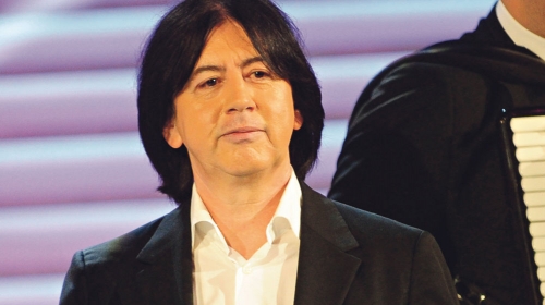 ВЕЛИКИ ХИТОВИ: Яшар Ахмедовски - На една жена за дълъг спомен