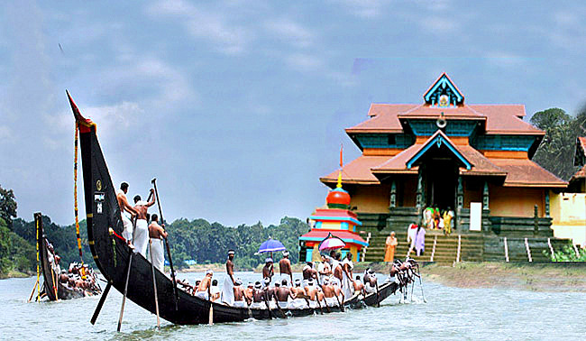 Oldest snake boat race, Aranmula, Kerala