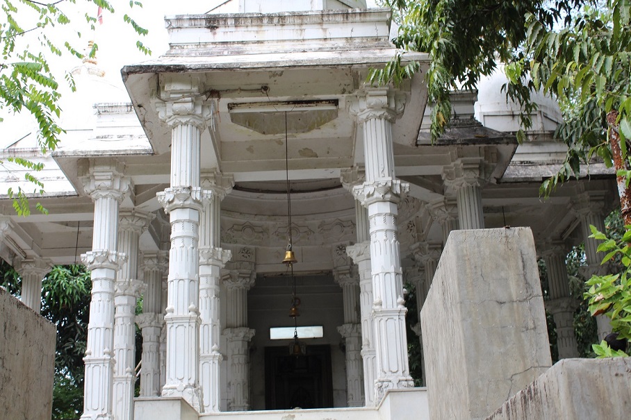 Atuleshwar Temple in Atul, Valsad