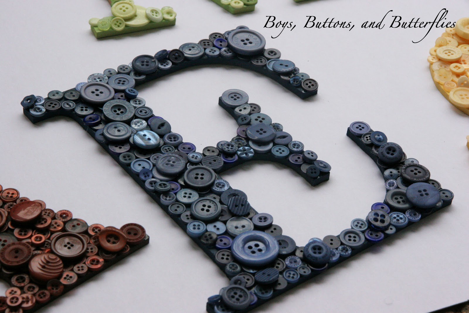 Buttons and Butterflies: Button Name Art
