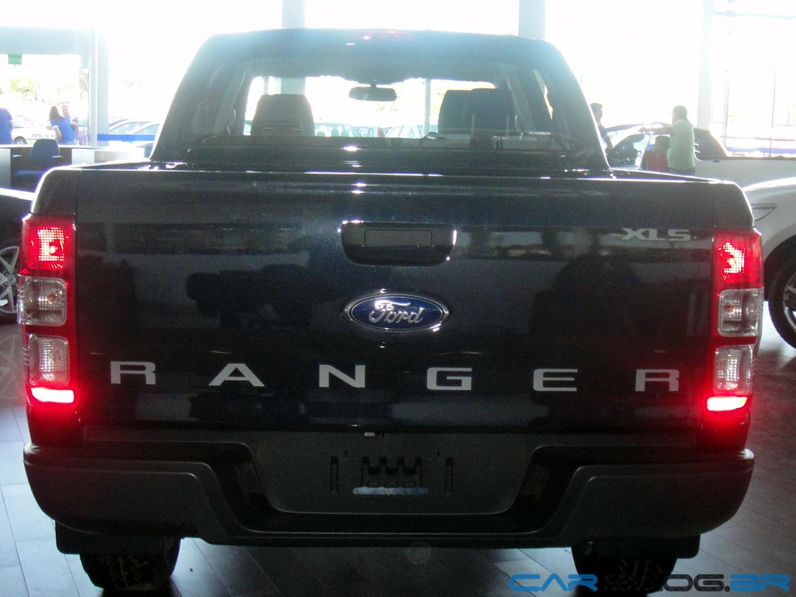 Nova Ranger XLS Flex Cabine Dupla 2013 já está nas concessionárias da Ford