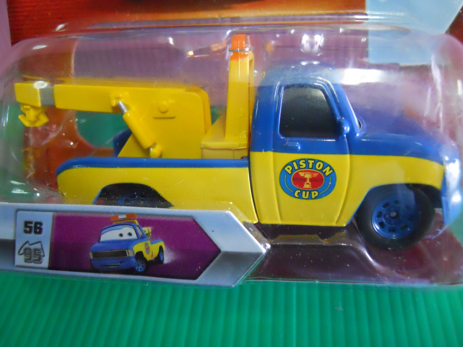 Dexters Diecasts (DexDC): Disney PIXAR CARS ~ Race Tow Truck Tom