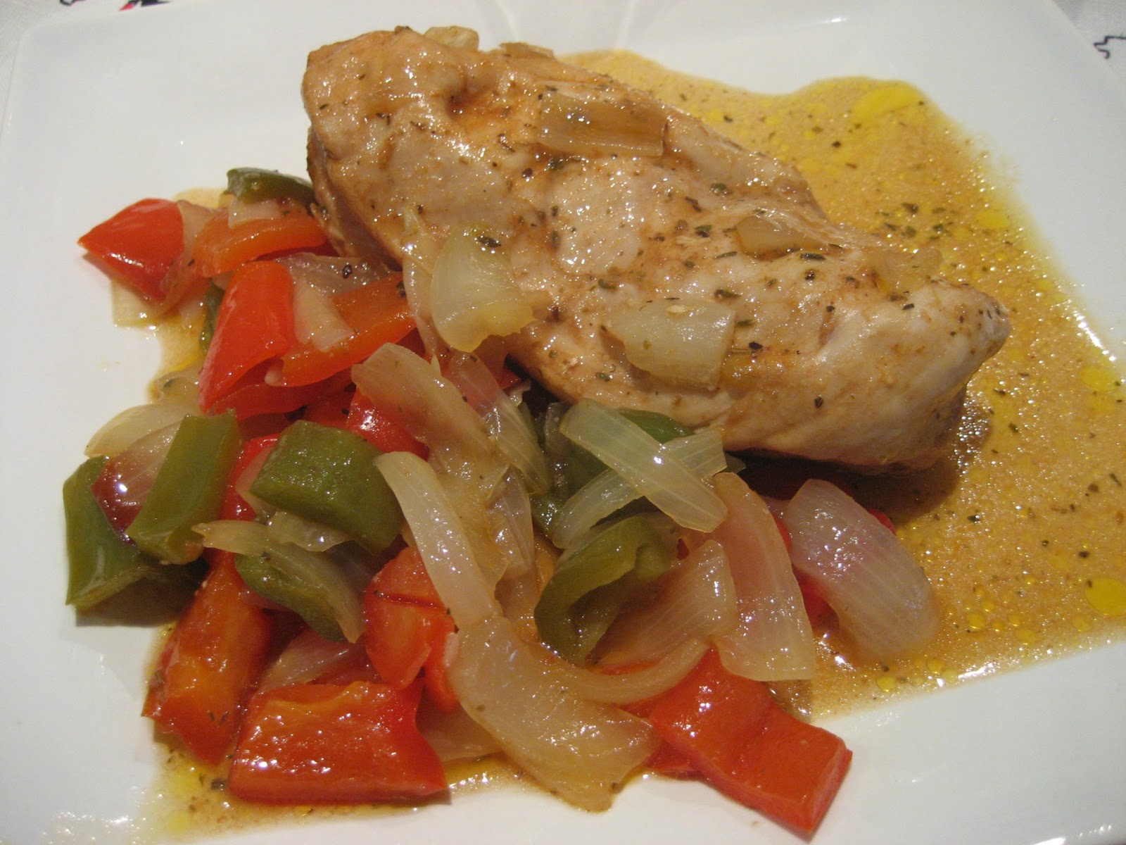 El nido de La Urraquita: PECHUGAS CON VERDURAS A LA PROVENZAL