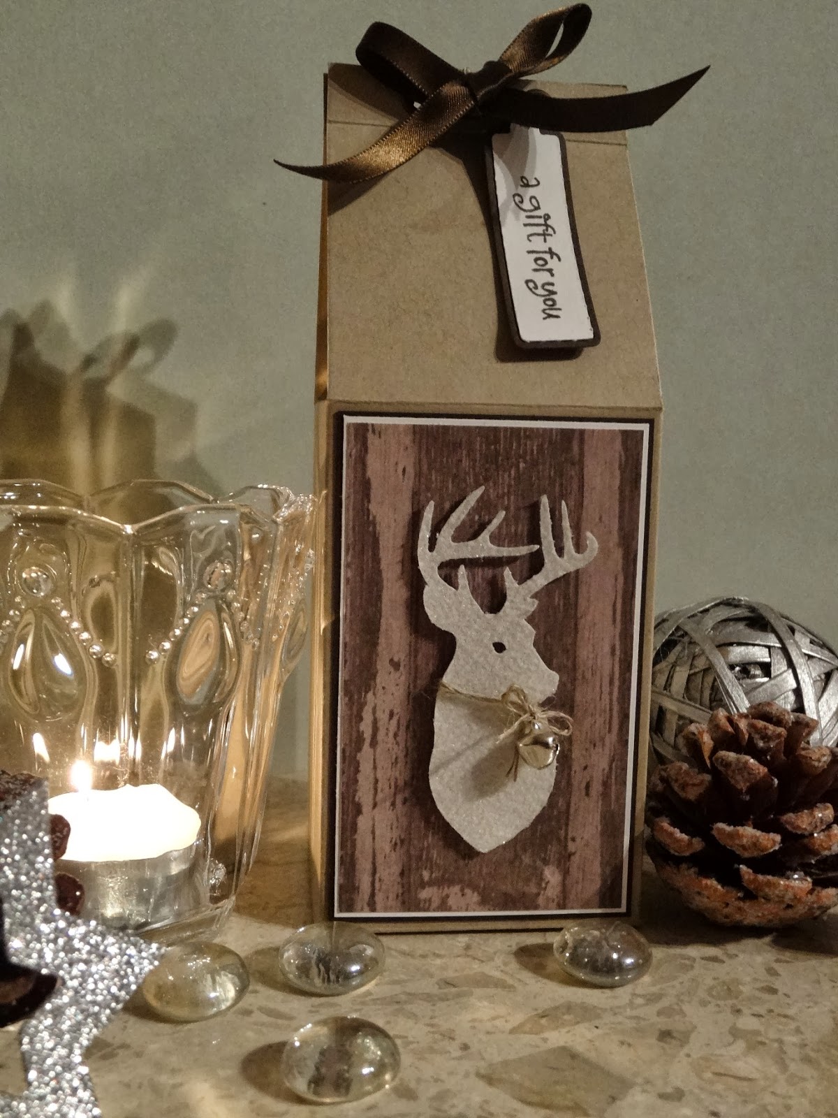 Jenny's Papierwelt: Gift-Box ~ Weißer Hirsch