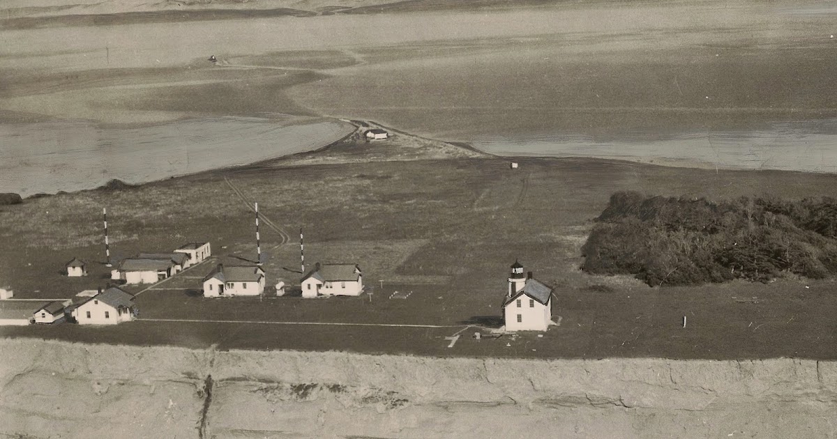 Saltwater People Log: RELOCATION OF THE SMITH ISLAND LIGHTHOUSE LANTERN ...