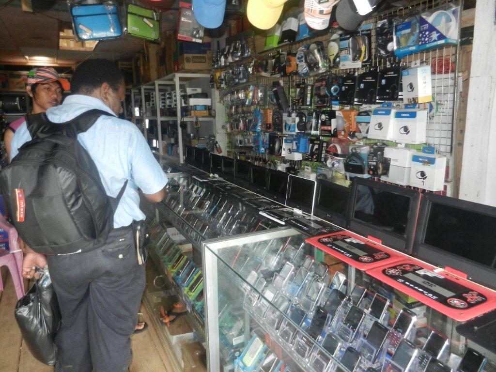 Malum Nalu: Way out west in Vanimo