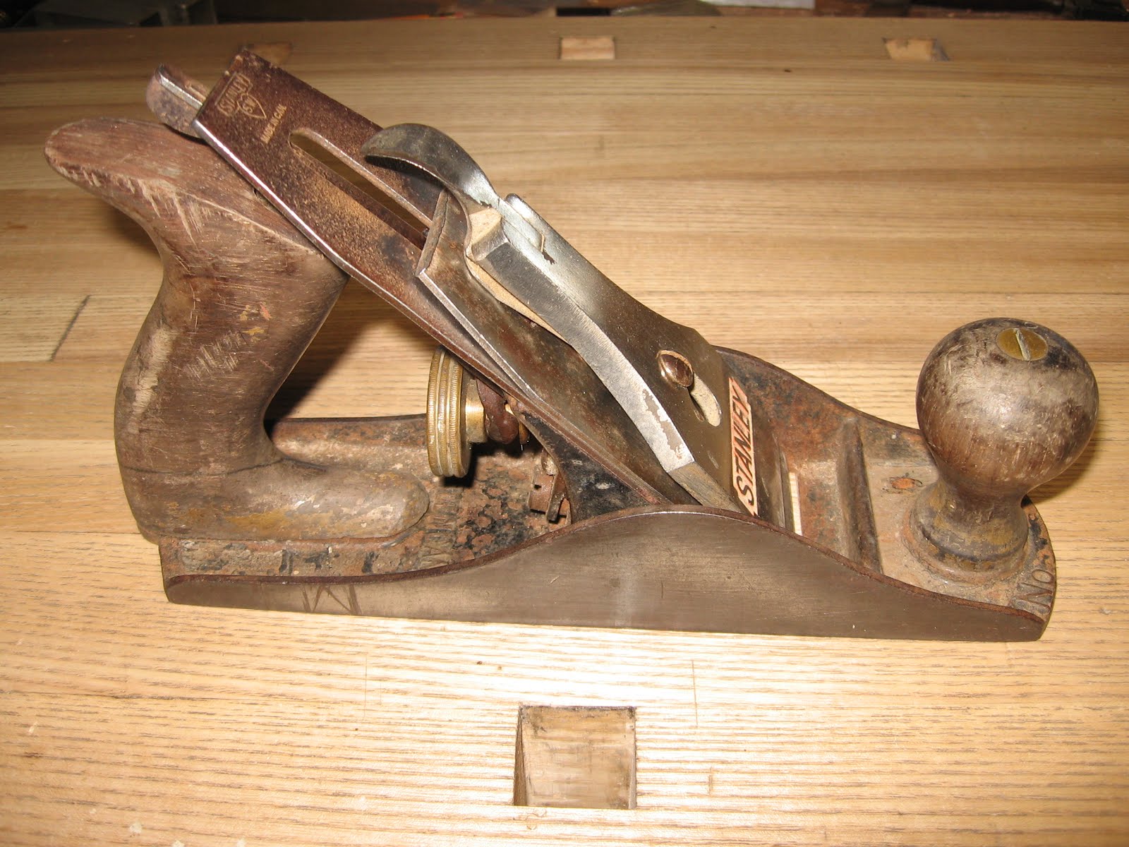 Les Anciens Copeaux: Rabots anciens ou modernes. La mise-en-forme n'est ...
