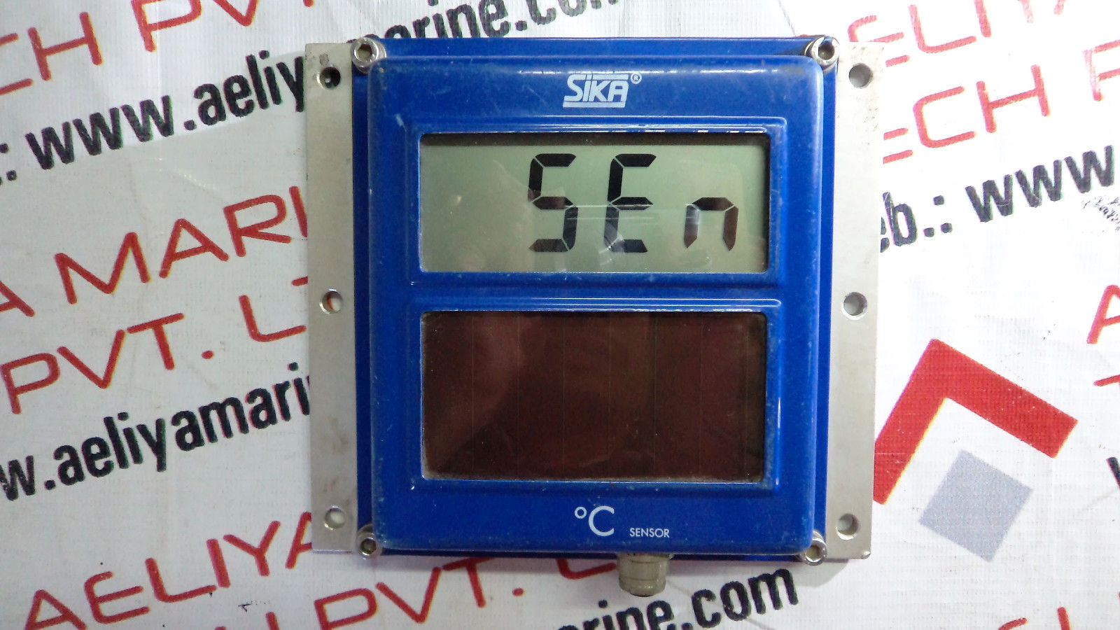 SIKA TYPE 850 SOLAR TEMP MARINE THERMOMETER - Aeliya Marine