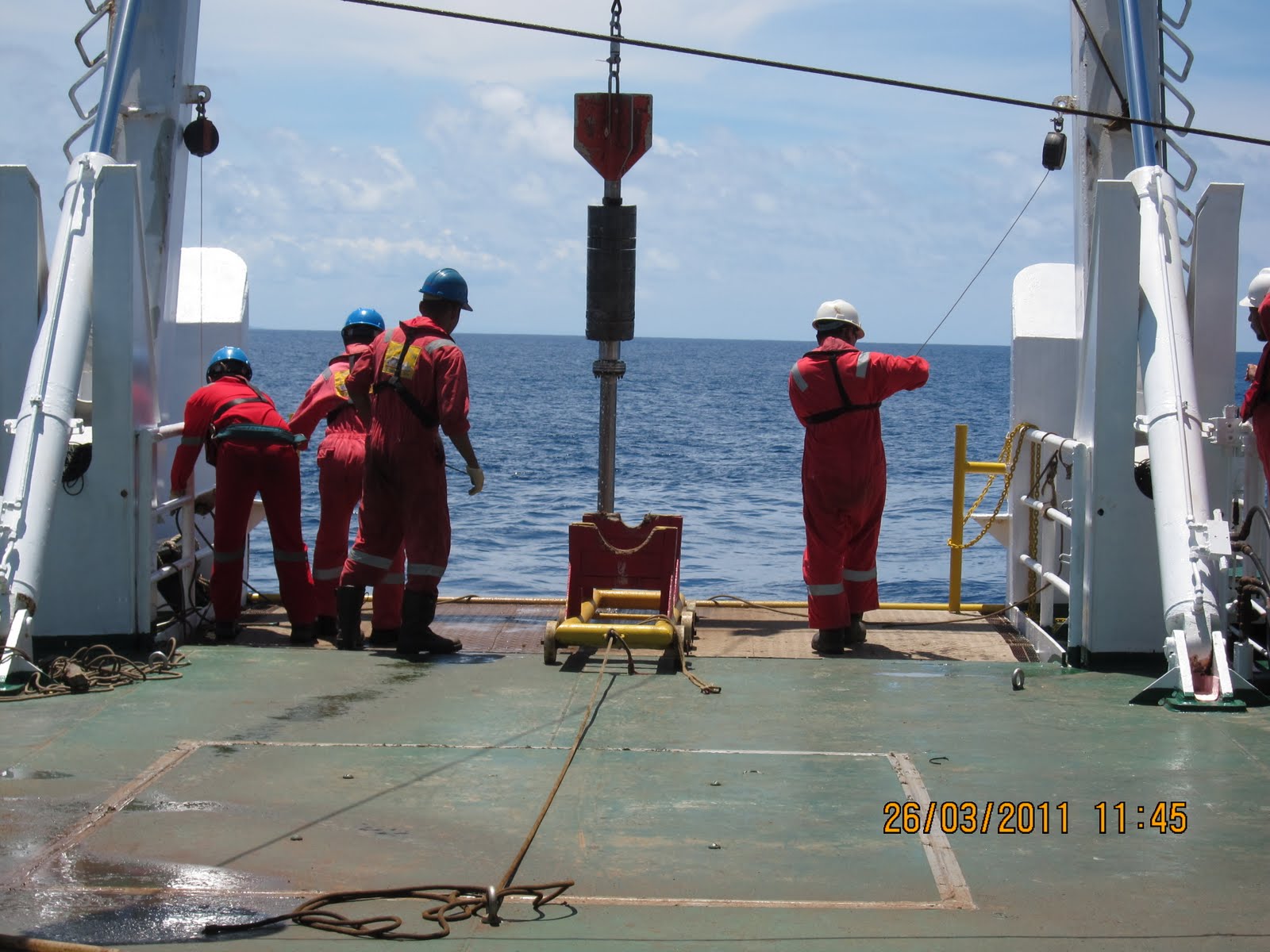 foto laut: Gravity Core ( Drop core)