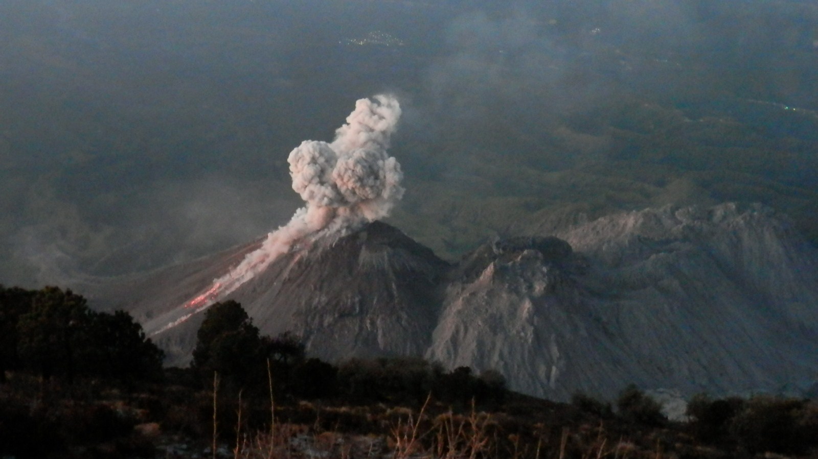 Travel with Kevin and Ruth: Santa Maria Volcano Hike (part 2)