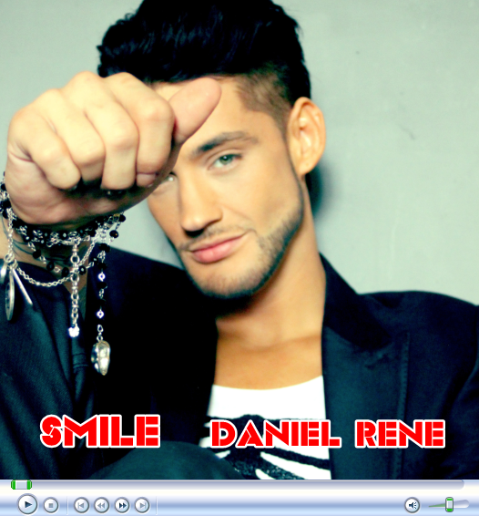 Menudomania Total: SMILE - DANIEL RENE