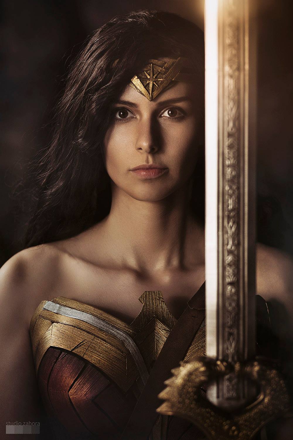 Elarte Cosplay: DC Universe - Wonder Woman Cosplay