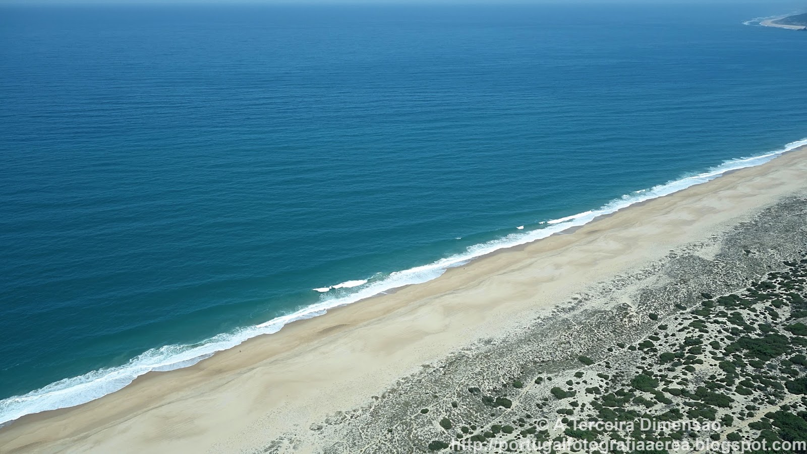A Terceira Dimensão: Praia do Salgado