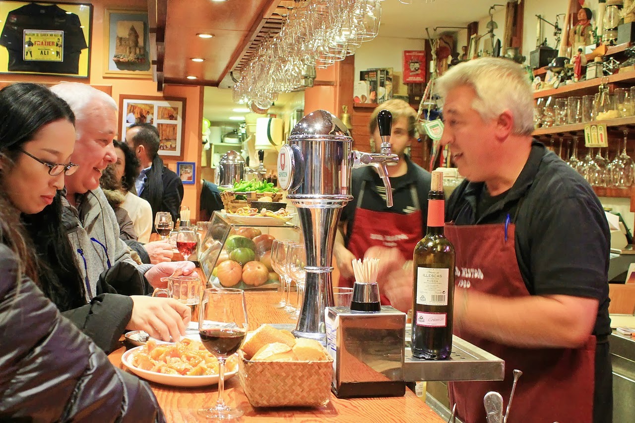 Els Viatges d'en Xavi i la Txell: De pintxos per Donostia