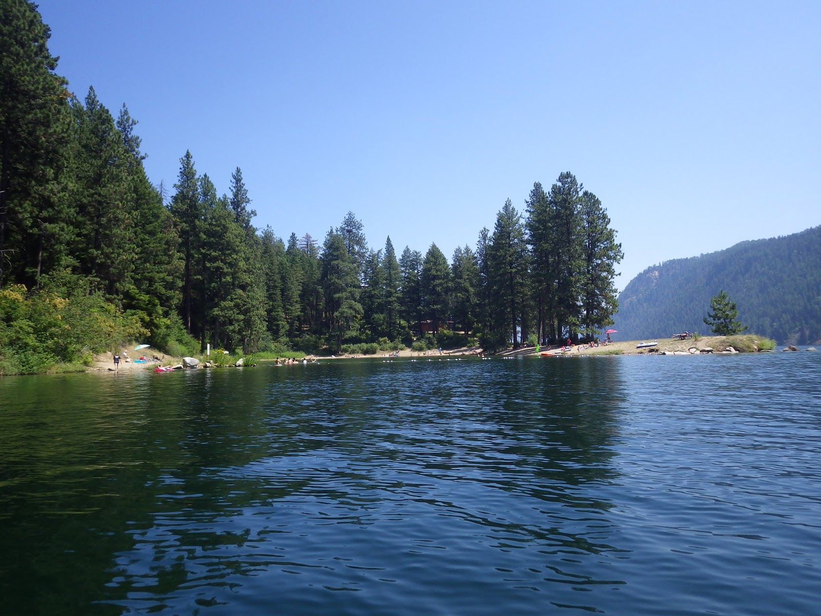 Dave'n'Kathy's Vagabond Blog: Paddling Pend Oreille Lake