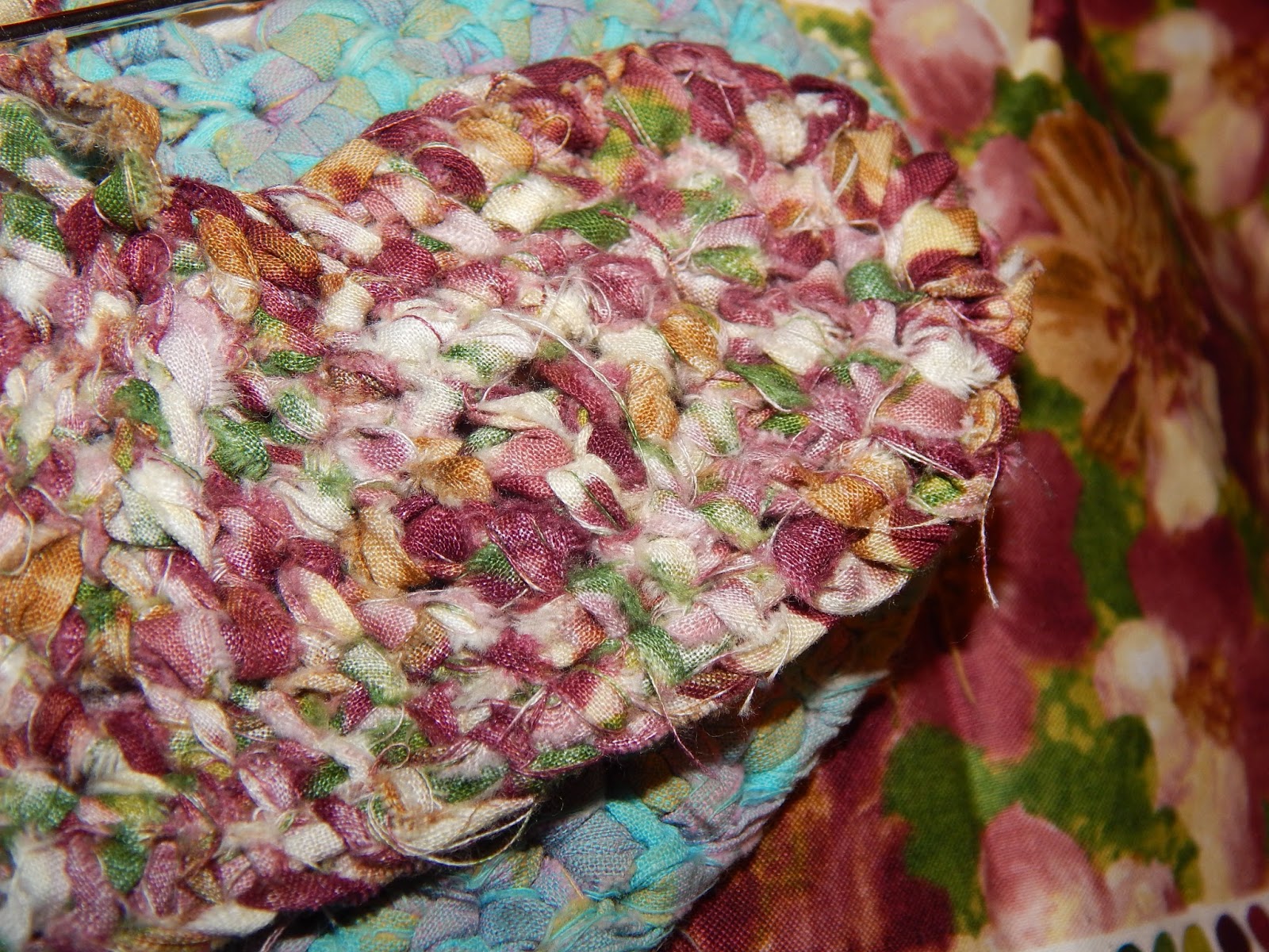 Thoughts from Frank and Fern: Guess What? Rag Rug Coasters