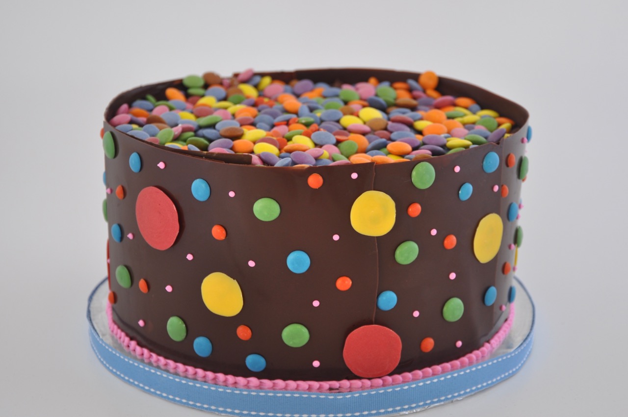 Smarties cake