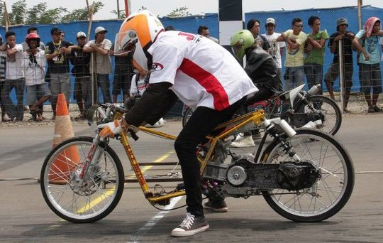 Balap Motor Drag Bekasi:Best Motorcycles Wallpaper