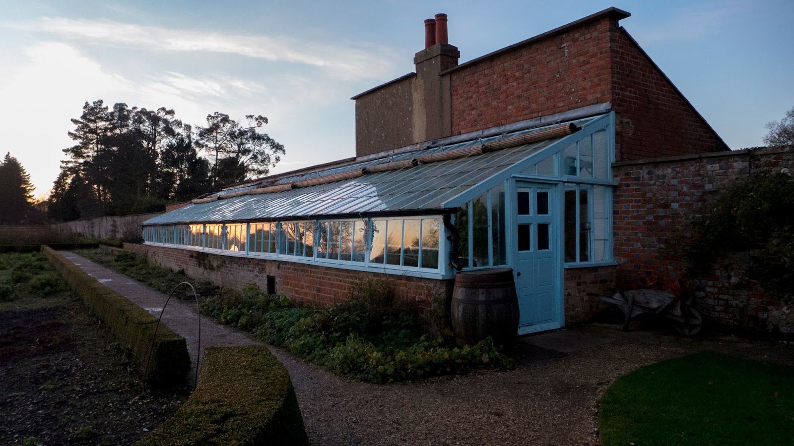 A Backpacker's Life: The Home of Charles Darwin