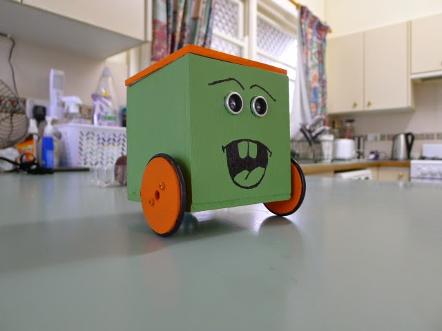 TJ's Nucleus: Box Bot 2015, testing new products and materials