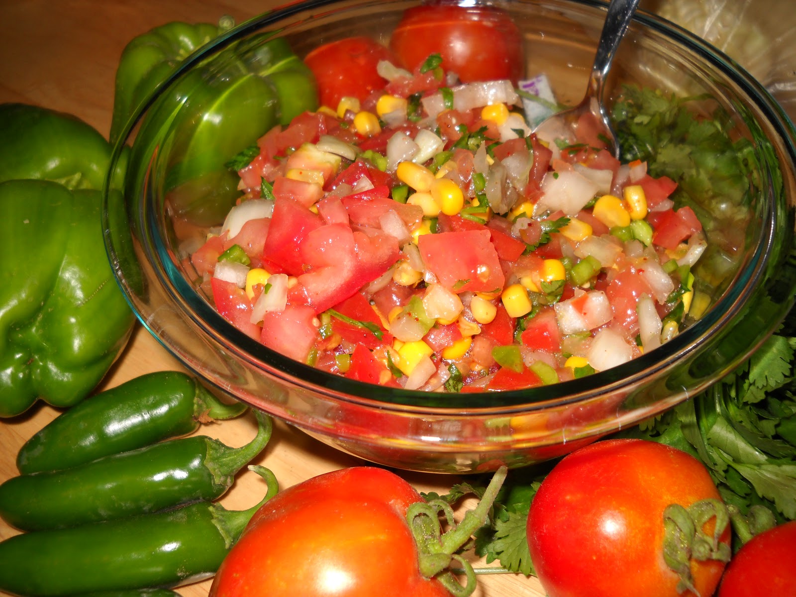 Potpourri Mommy: Garden fresh salsa