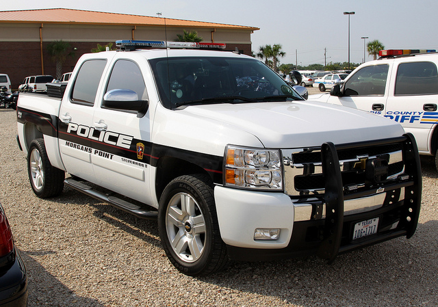 AUTOS A ESCALA: CHEVROLET SILVERADO POLICE